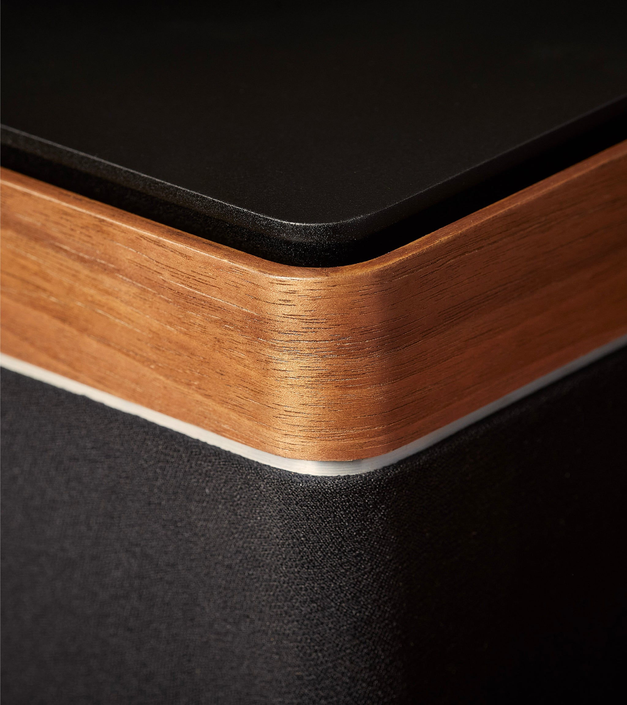 มารู้จักกับ DSP อุปกรณ์ที่ช่วยให้คุณฟังเพลงที่บ้านได้อรรถรสขึ้น – Siangdee